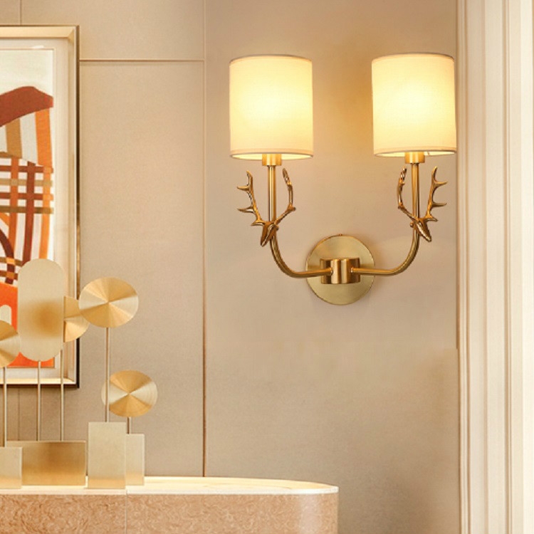 Double Heads Corridor ทางเดินบุคลิกภาพ Creative โคมไฟผนังเขากวางทองแดง ...