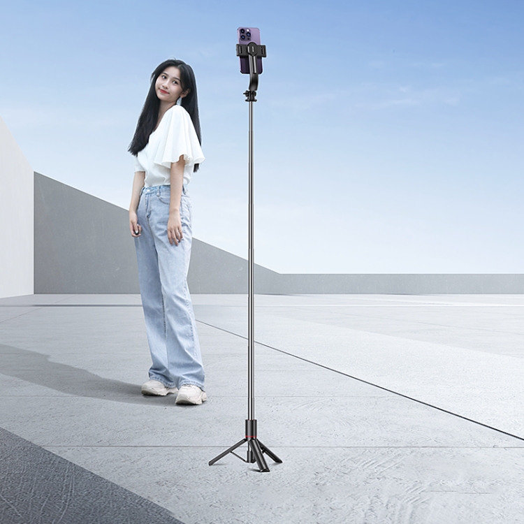Usams Us Zb256 Multifunctional Bluetooth Tripod Selfie Stick Black