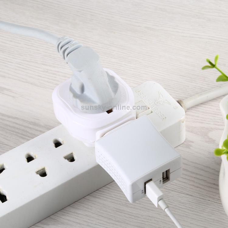 005HKD Portable Universal Socket Computer Server Power Adapter Travel ...