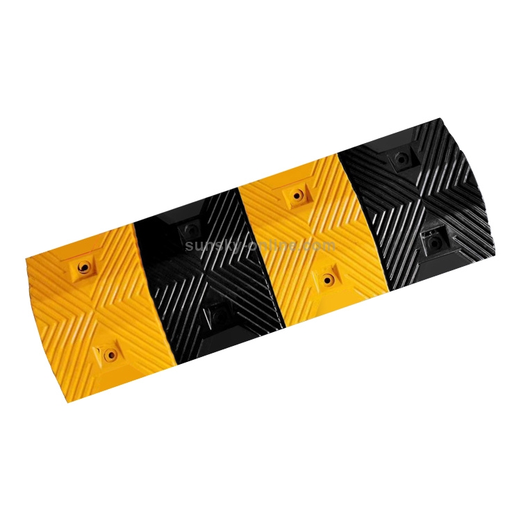 Trapezoid Herringbone Rubber Speed Bump ขนาด 100x35x5 ซม