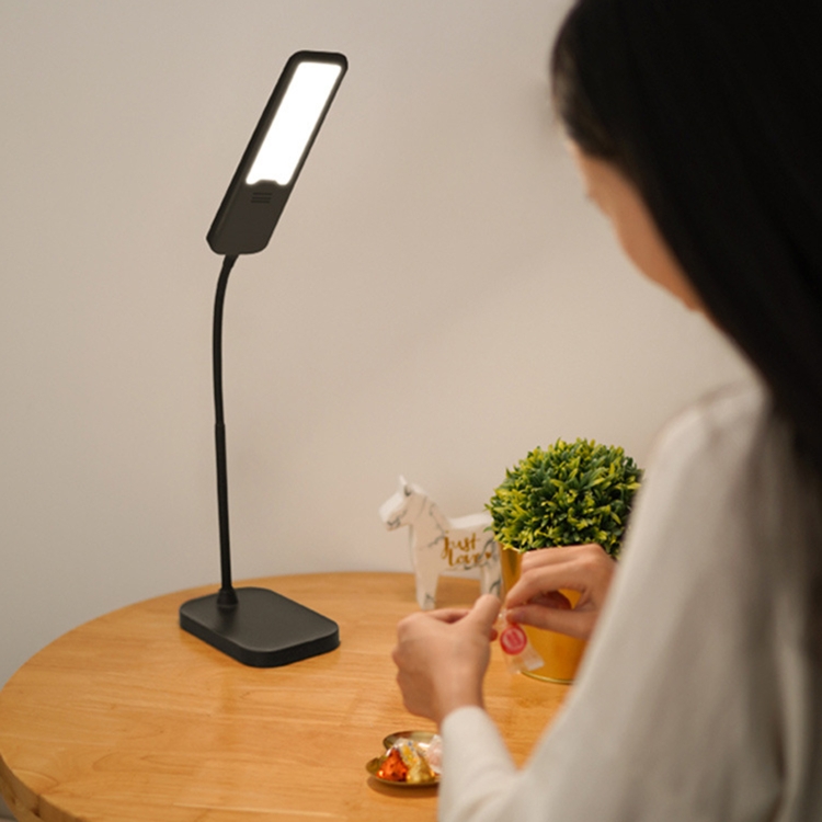 T6 Simple and Modern LED Eye Protection Desk Lamp, CN Plug(Plug-in)