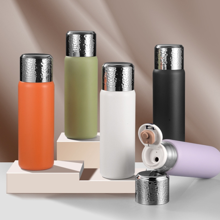 316 스테인레스 스틸 망치로 쳐진 뚜껑 보온병 커피 컵 차 필터 크기 430ml검은색