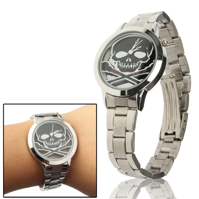 Stylish Skull Style Quartz Wrist Watch with Alloy Band (Silver + Black)